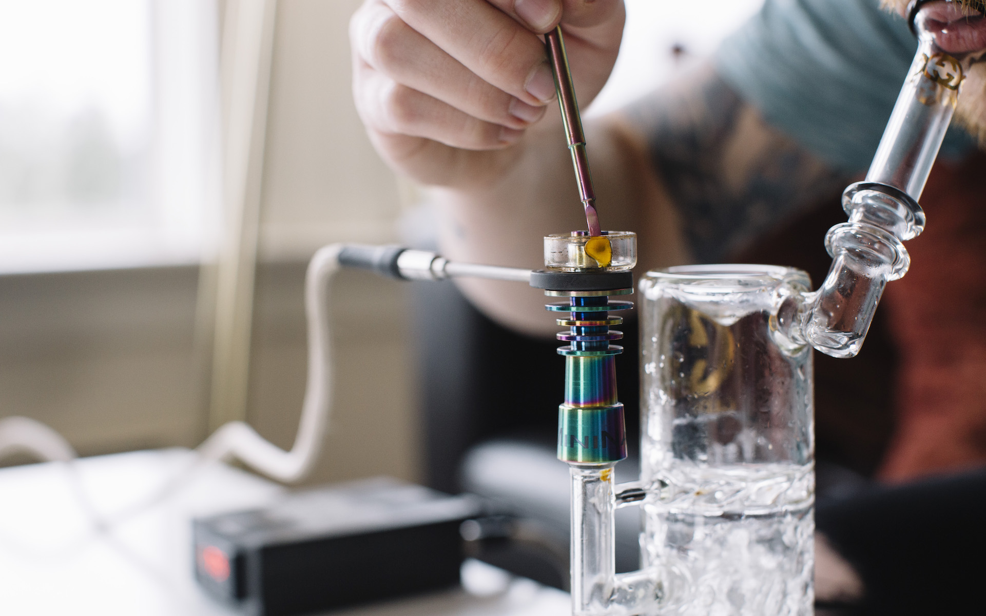 Dabbing 101 - The A to Z Guide on THC Dabs - Happy Tree Buds