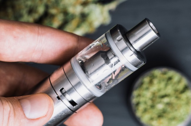 Cannabis vaping versus smoking flower - Happy Tree Buds